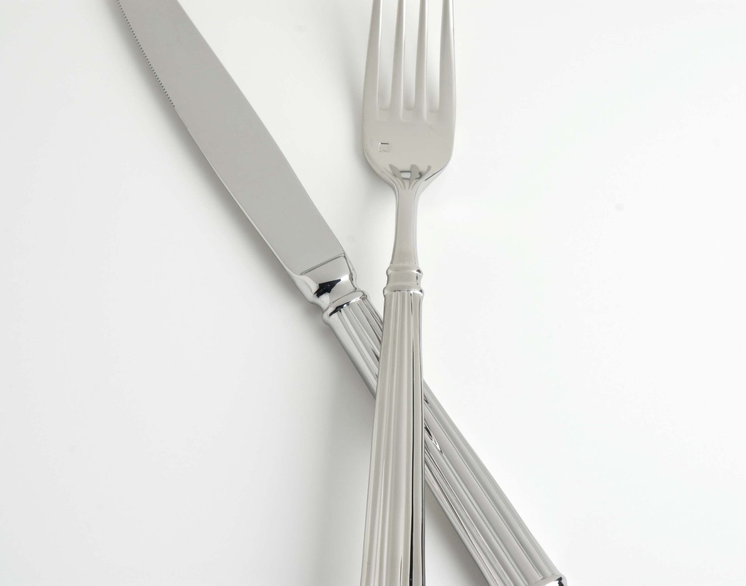 Fortessa Doria 18/10 Stainless Steel Flatware, 5 Piece Place Setting ...