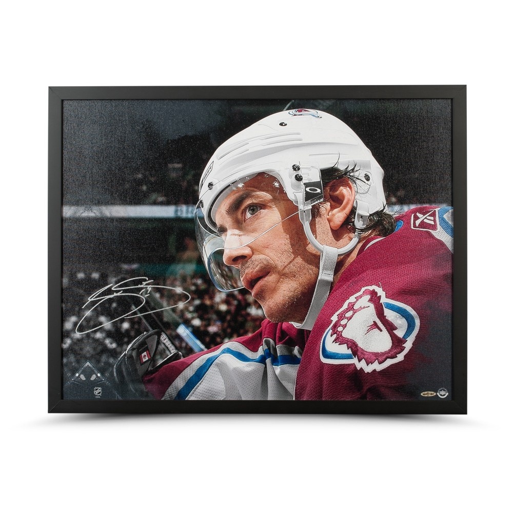 Joe Sakic | Autographed Hockey Memorabilia & NHL Merchandise