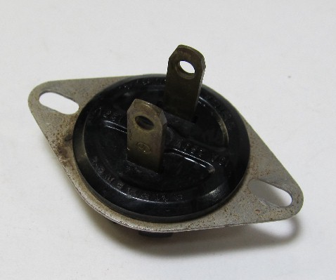 Adaptors Connectors - Octal Plugs - Nationwide Radio & Eq. Sales LLC