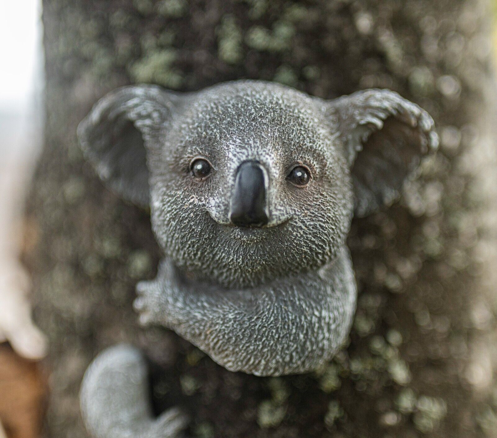 Garden Tree Peeker Ornaments Animal Branch Huggers Outdoor Decor ...