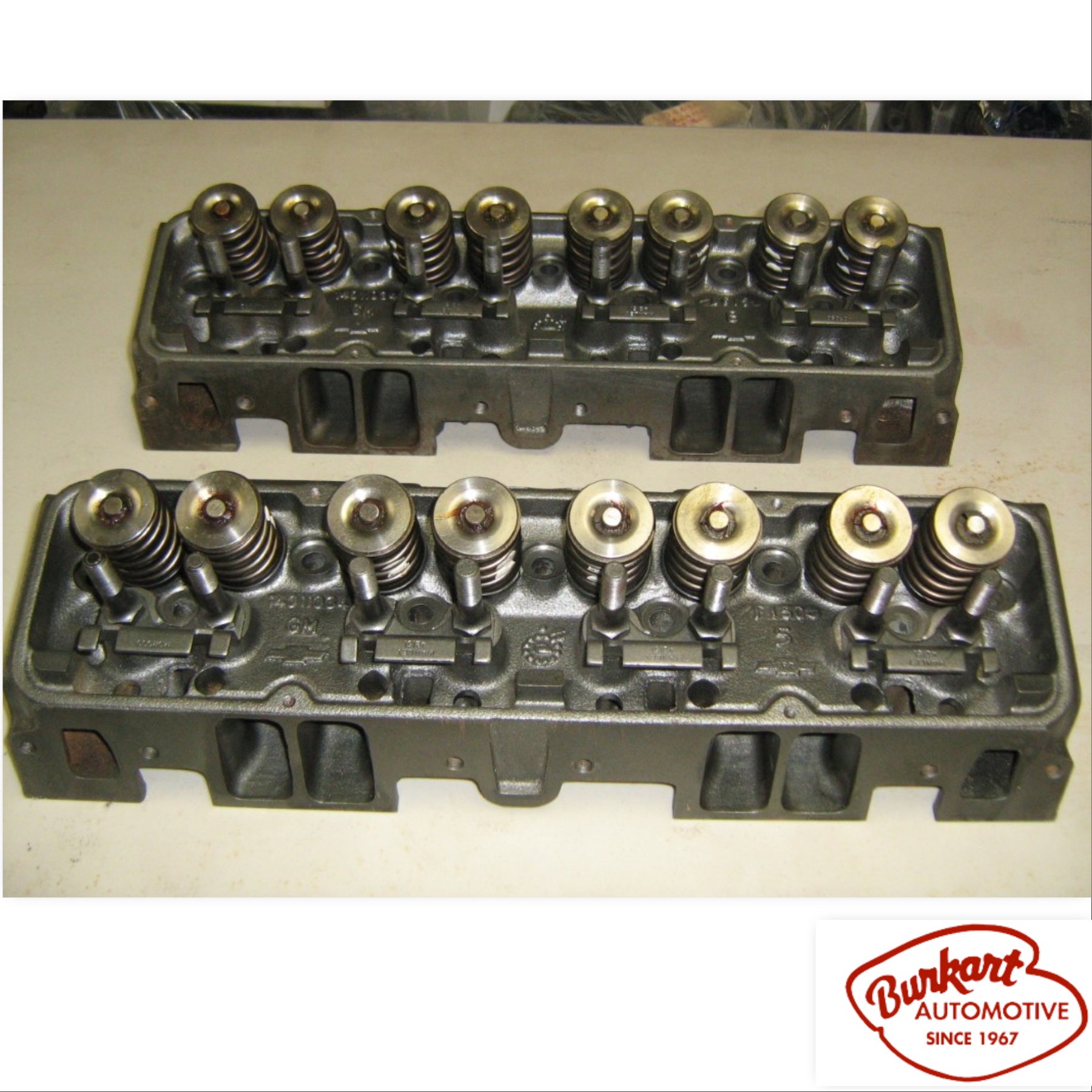 Small Block Chevy Cylinder Heads - 180 Chevy Bowtie heads