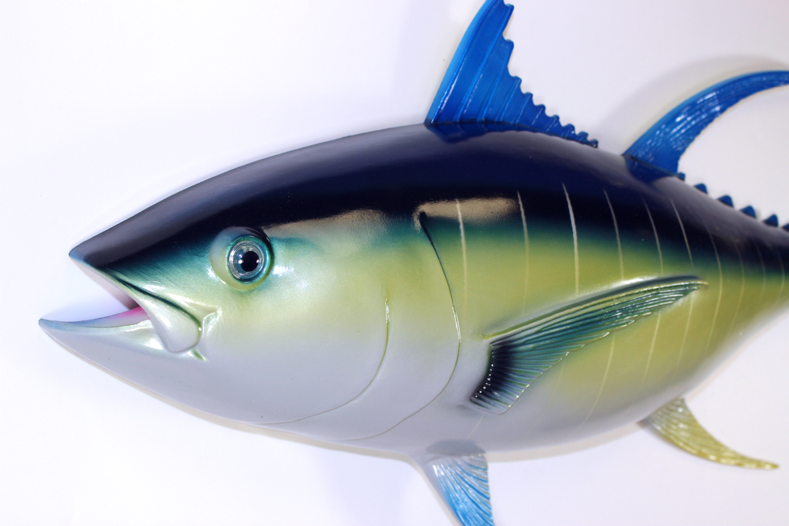 Sport Fishing Replica Blue Fin Tuna 28 Inch Wall Decor Plaque - Mary B ...