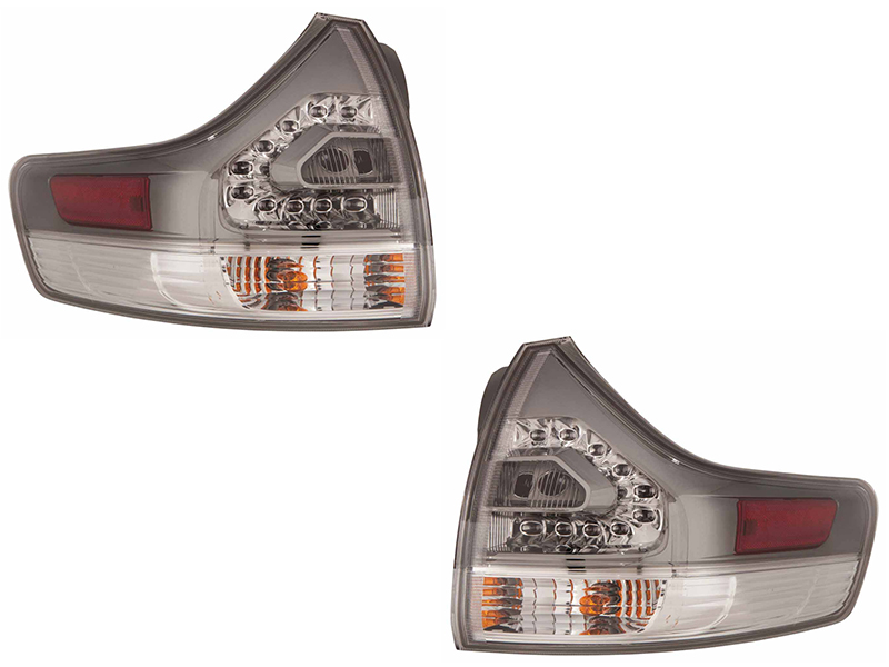 Buy TOYOTA SIENNA VAN 11 12 SE MODEL REAR TAIL LIGHT with BULB SET ...