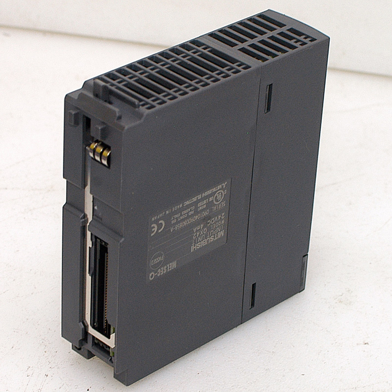 Mitsubishi MELSEC-Q QX42 24VDC 4mA Compact PLC Input Module 64 Points